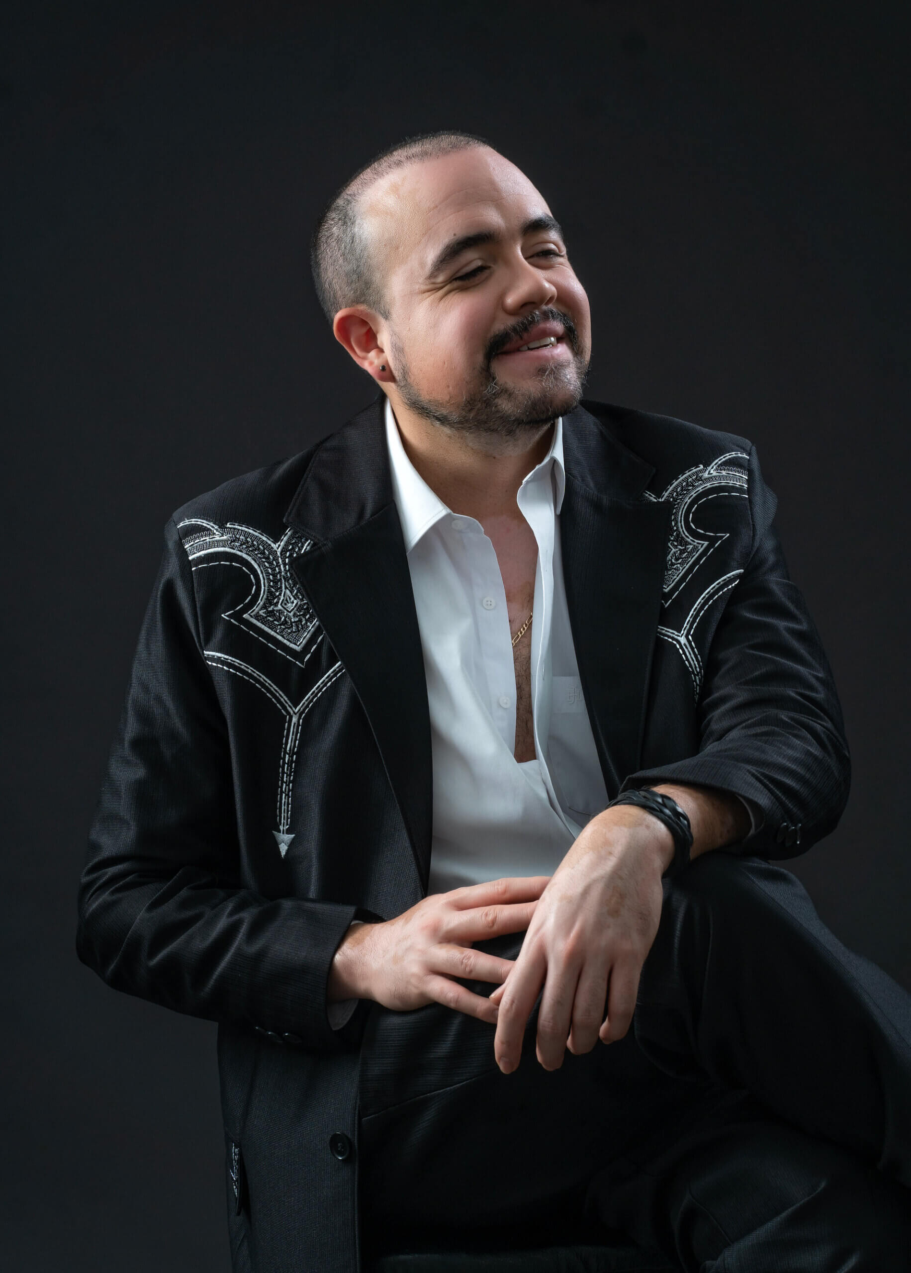 Víctor María Chamán (2023) - Saltonstall